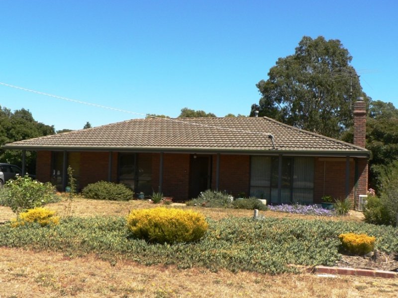 13 Rose Blvd, Lancefield, Vic 3435 - Property Details