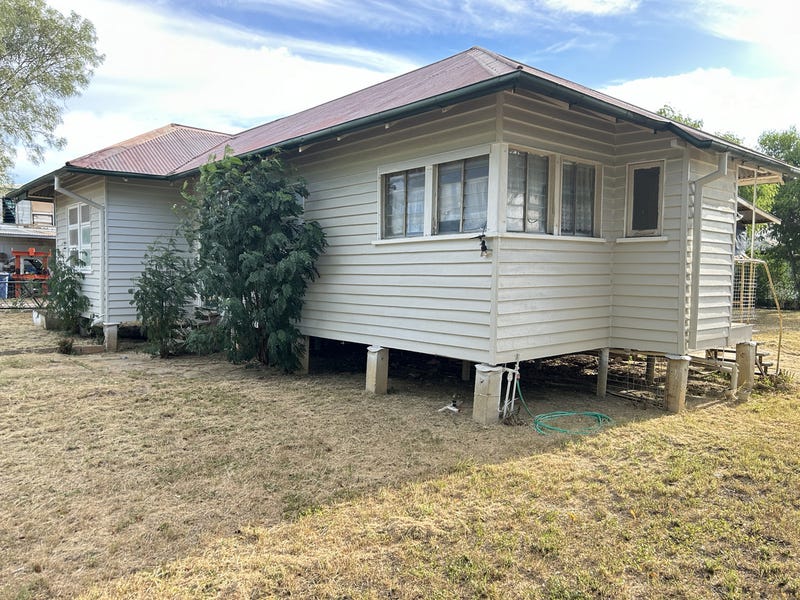24 Swanson Street, Hughenden, Qld 4821 - Property Details