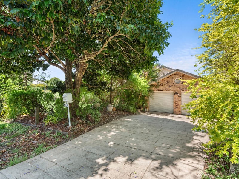 2 Pine County Place, Bellbowrie, Qld 4070 - Property Details