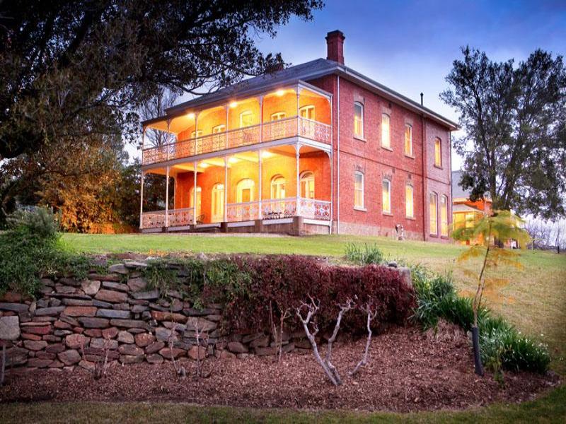 de Kerilleau, Wodonga, Vic 3690 - Property Details