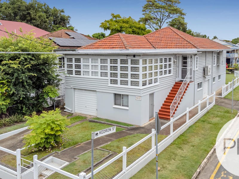 896 Sandgate Road, Clayfield, Qld 4011 - Property Details