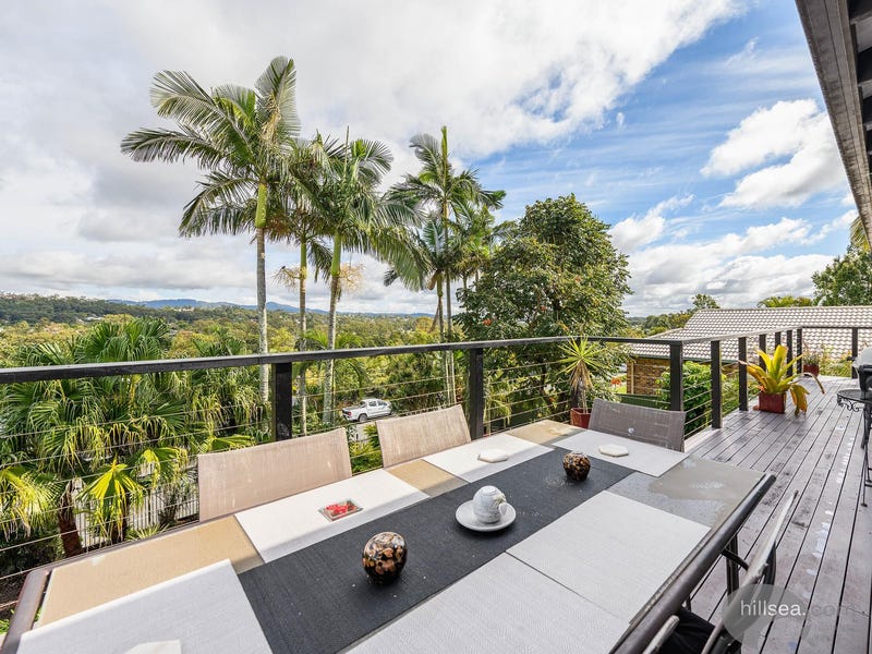 6 Dubbo Court, Helensvale, Qld 4212 - Property Details