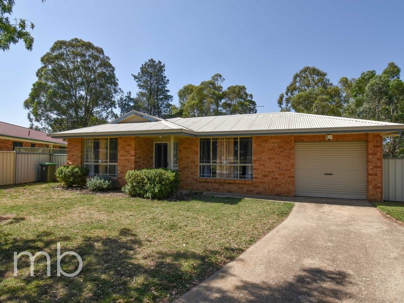 4 Rosedale Place, Orange, NSW 2800 - realestate.com.au