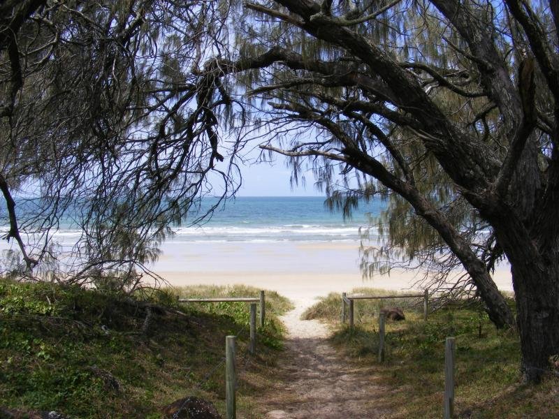 17 Esplanade, Coonarr, QLD 4670 - realestate.com.au