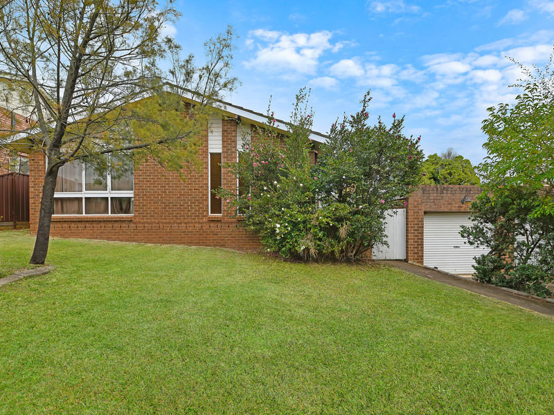 13 FENTON CRES, Minto, NSW 2566 - Property Details