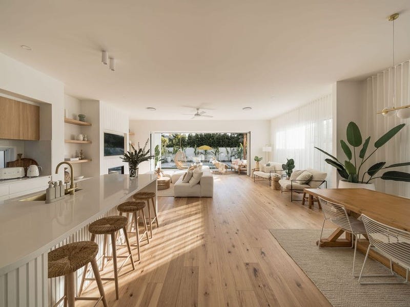 162 Sunshine Parade, Miami, QLD 4220 - realestate.com.au