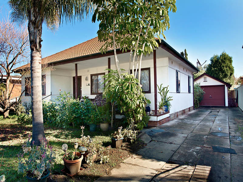 8 Woods Road, Sefton, NSW 2162 - Property Details