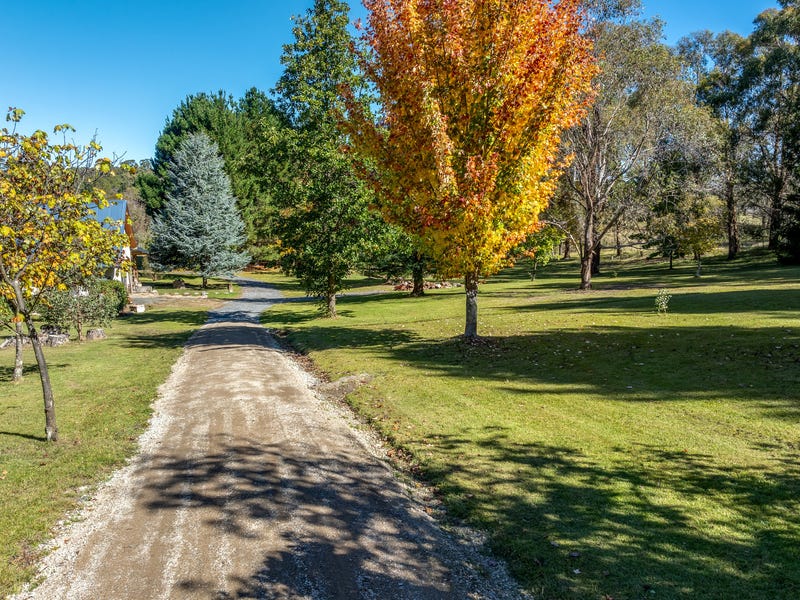 8 Camp Street, Grabben Gullen Via, Crookwell, NSW 2583 - Property Details