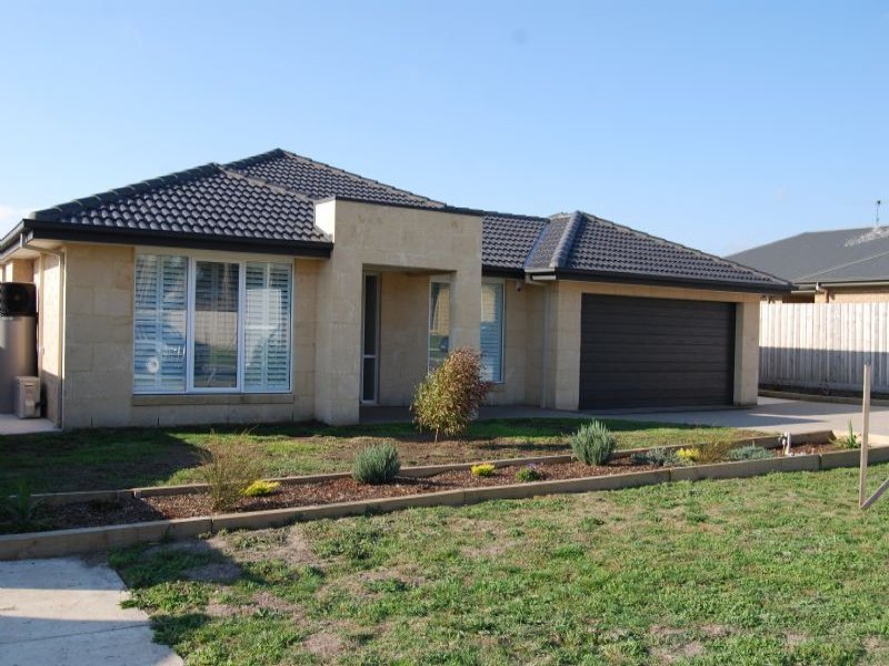 12 Church Close, Dalyston, Vic 3992 - Property Details