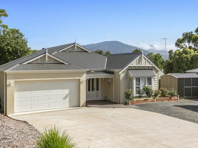 54 Braeside Drive, Launching Place, VIC 3139 - realestate.com.au