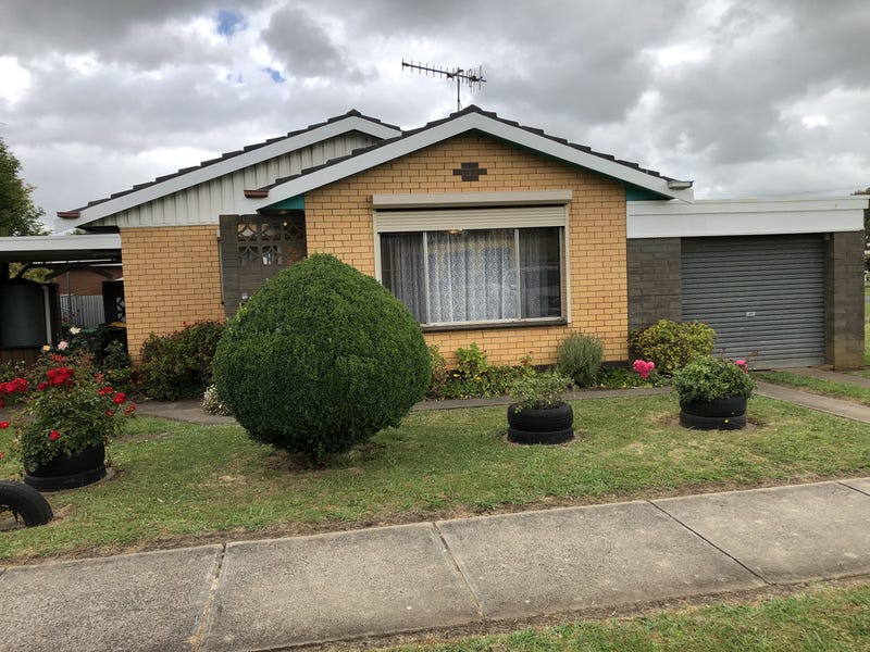84 Victoria Street, Cobden, Vic 3266 - Property Details
