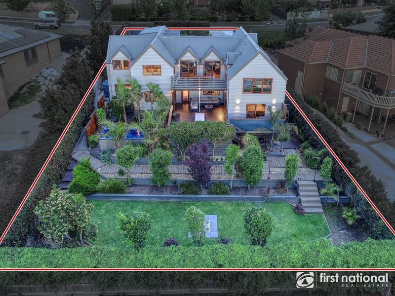 5 Royal Crescent, Beaconsfield, Vic 3807 - Property Details