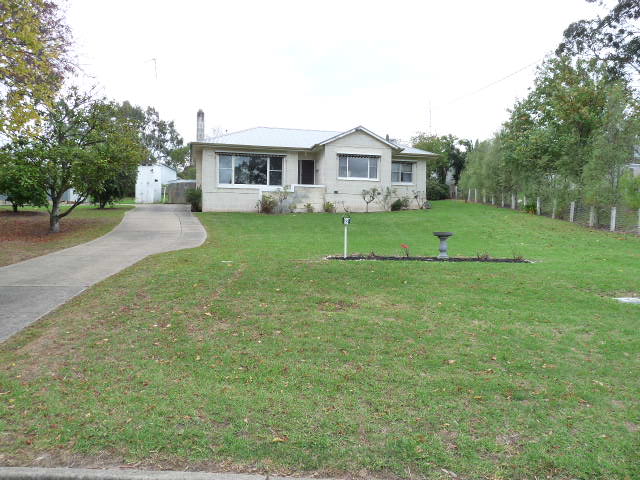 3 Hargreaves Court, Casterton, Vic 3311 - House for Sale - realestate ...