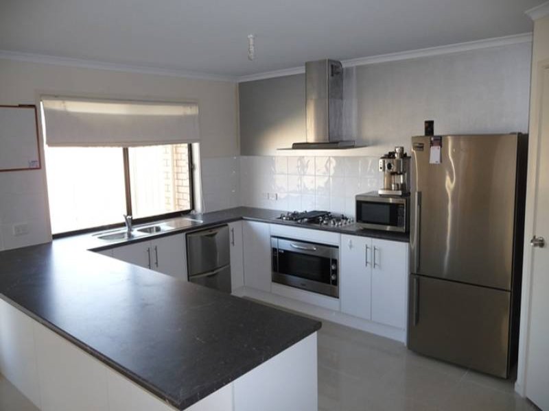 13 Rothe Way, Tanunda, SA 5352 - Property Details