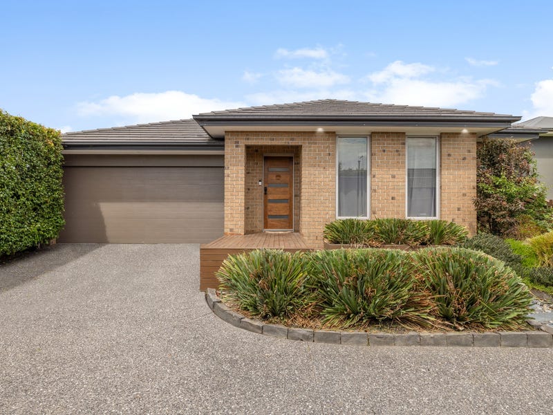14 Nutmeg Close, Berwick, Vic 3806 - Property Details