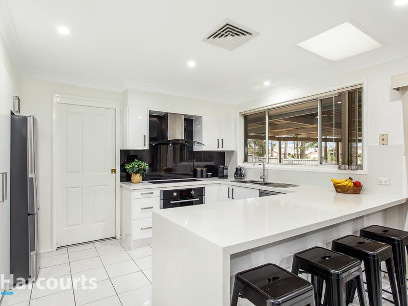 27 Phoenix Cres, Erskine Park, NSW 2759 - realestate.com.au