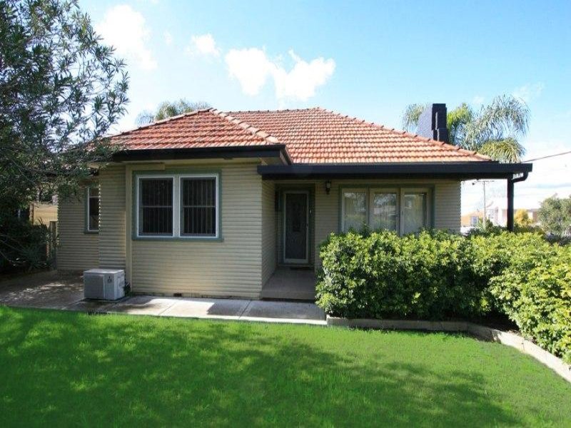 5 Young Street, Rutherford, NSW 2320 - Property Details