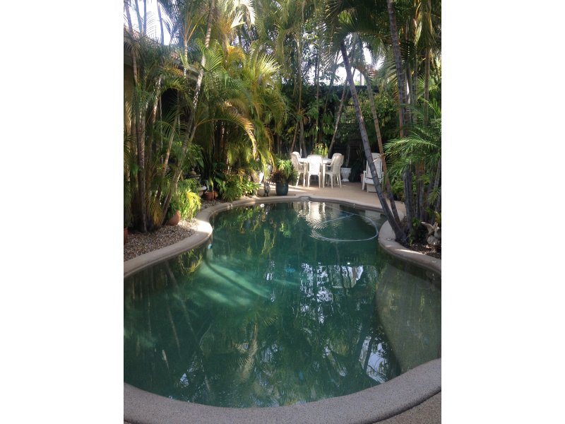 1 Flamingo Key, Broadbeach Waters, QLD 4218 - realestate.com.au