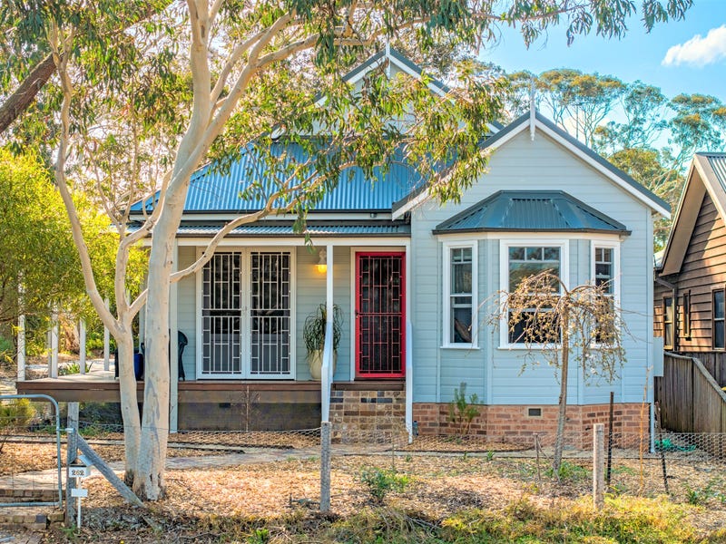 262 Govetts Leap Road, Blackheath, NSW 2785 - Property Details