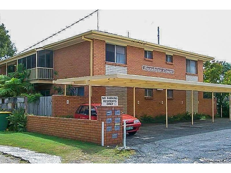 6/4 Sunshine Court, Labrador, Qld 4215 - Property Details