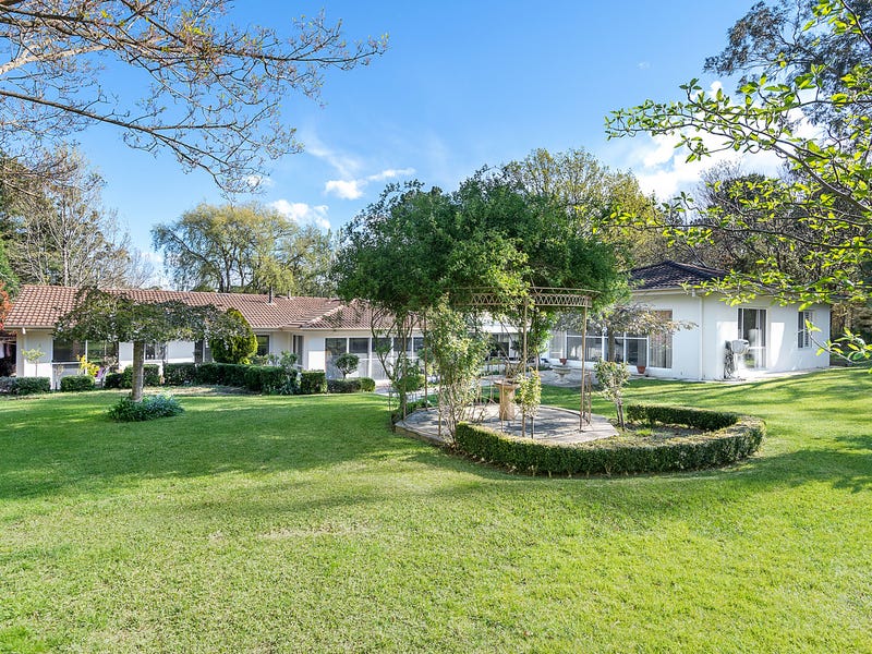 16 Phillip Street, Burradoo, NSW 2576 - Property Details