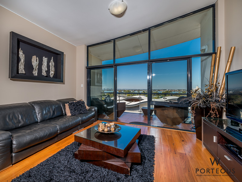 40/128 Mounts Bay Road, Perth, WA 6000 - Property Details