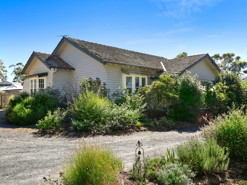 56 Braeside Drive, Launching Place, VIC 3139 - realestate.com.au