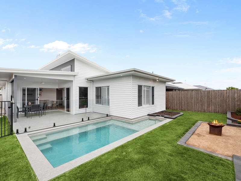 4 Emerald Street, Palmview, Qld 4553 - Property Details