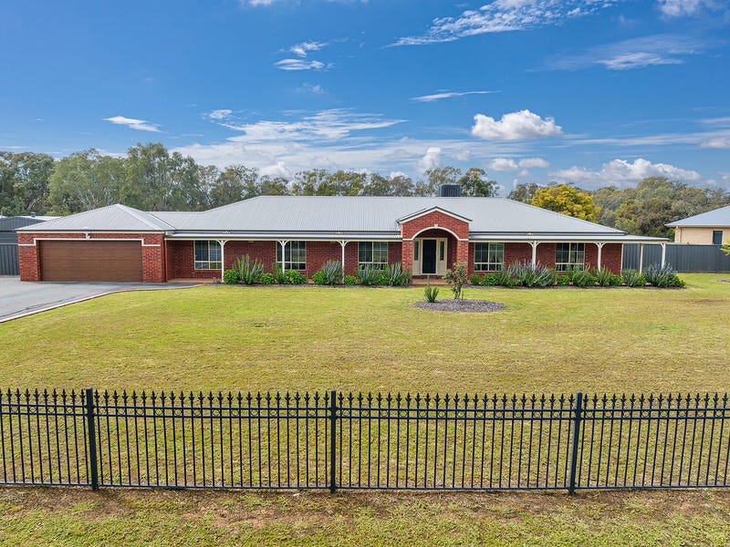 23 Chelsworth Drive, Echuca, Vic 3564 - Property Details