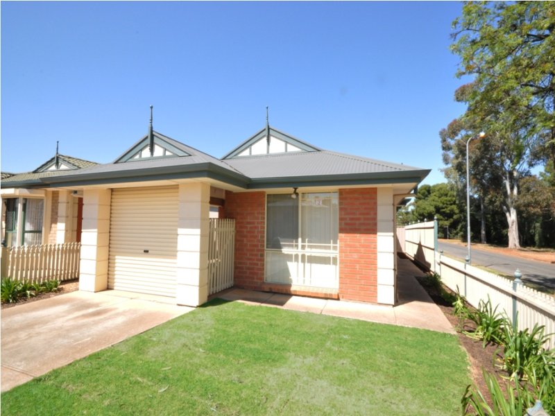 2 Montrose Court, Elizabeth North, SA 5113 - realestate.com.au