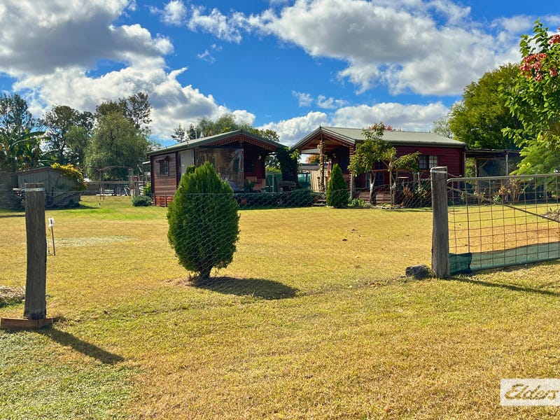 32 Canning Street, Leyburn, Qld 4365 - Property Details