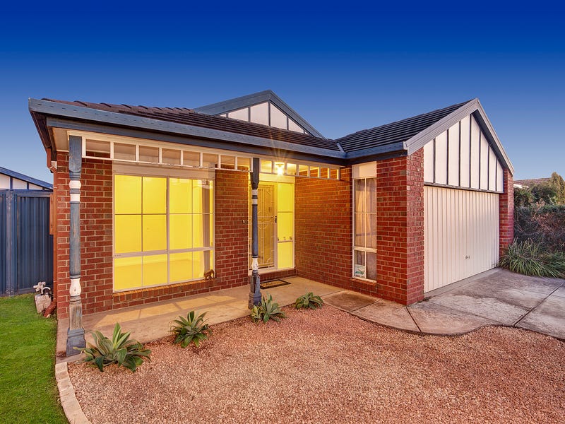 15 Mcquillan Way, Burnside, VIC 3023 - realestate.com.au
