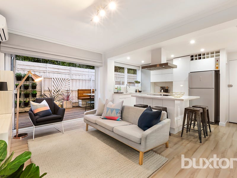 2/147 Glen Huntly Road, Elwood, Vic 3184 - Property Details