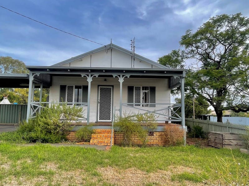 13 Medlyn Street, Parkes, NSW 2870 - realestate.com.au