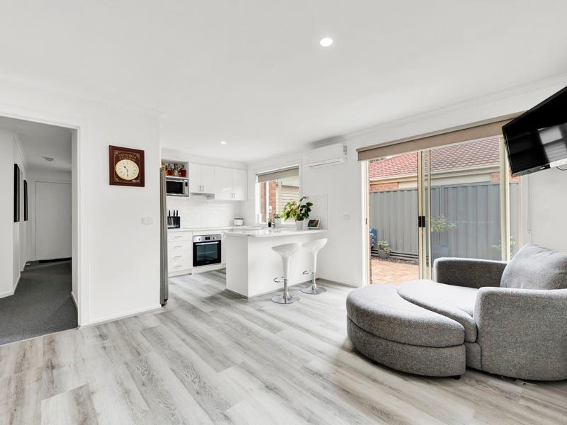 9 Sharyn Street, Cranbourne West, VIC 3977 - realestate.com.au