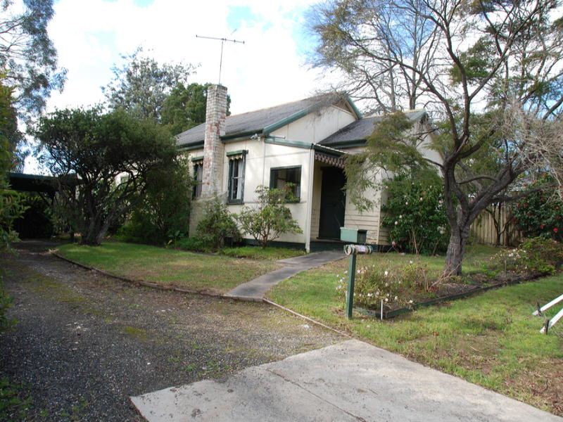 4 Haig Street, Croydon, Vic 3136 - Property Details