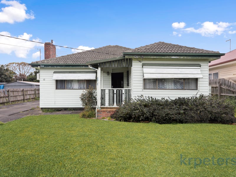 12 Derwent Drive, Bayswater, Vic 3153 - Property Details