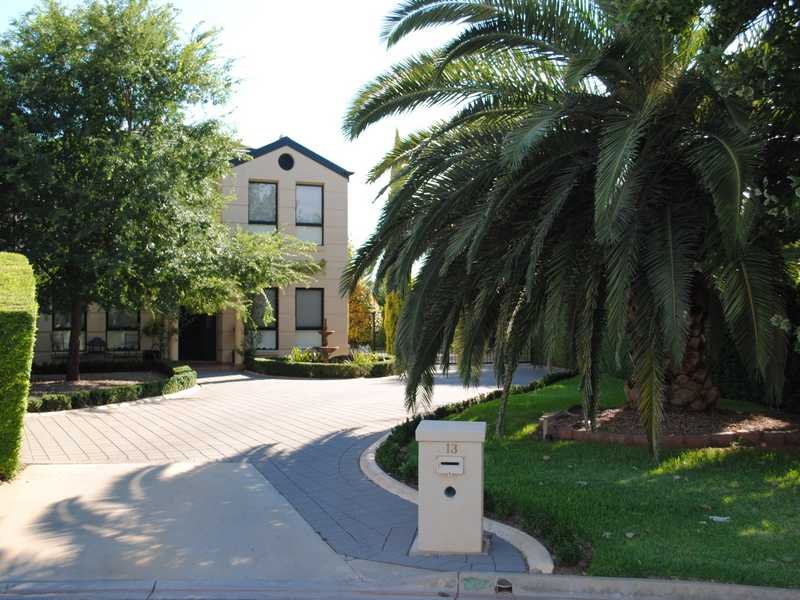 13 Merle Court, Mildura, VIC 3500 - realestate.com.au