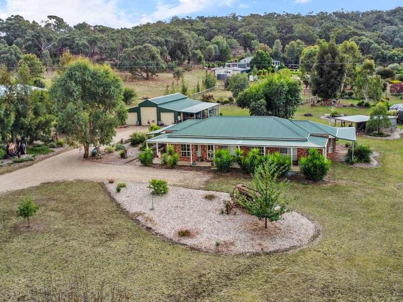 12 Lakeside Drive, Chesney Vale, VIC 3725 - realestate.com.au