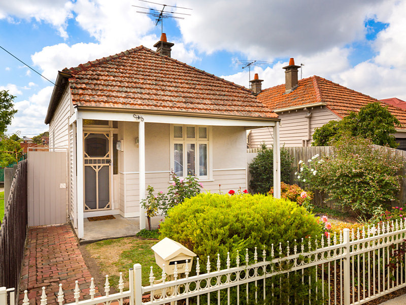 130 Barrow Street, Coburg, Vic 3058 - Property Details