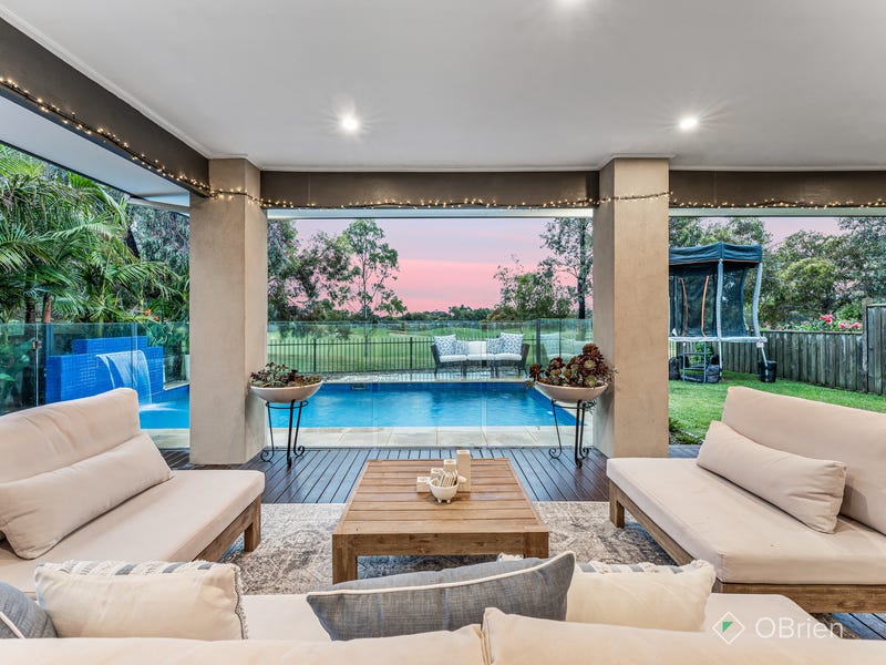 220 Sandhurst Boulevard, Sandhurst, Vic 3977 - Property Details