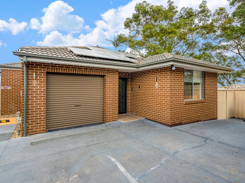 4/48 Denis Winston Drive, Doonside, NSW 2767 - Property Details