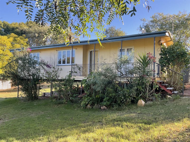 8 Magnussens Drive, Tingoora, Qld 4608 - Property Details