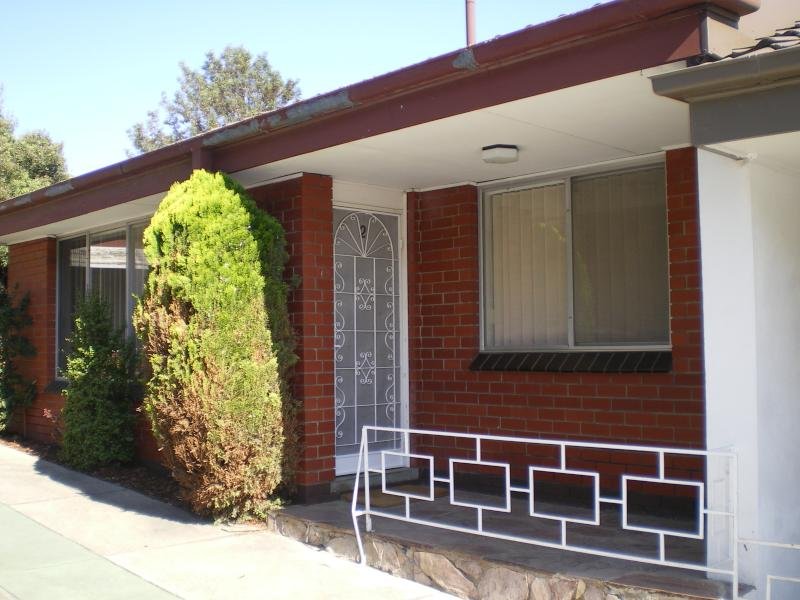 2/12 Woodvale Grove, Essendon, VIC 3040 - realestate.com.au