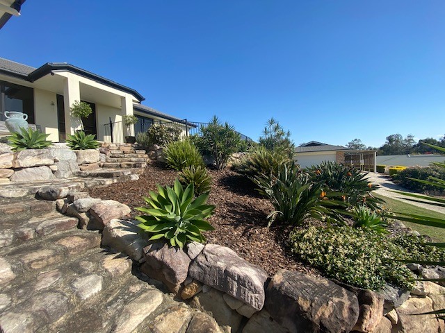 5 Falcon Court, Flinders View, QLD 4305 - realestate.com.au