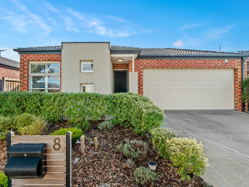 8 Stoneford Chase, Weir Views, VIC 3338 - realestate.com.au