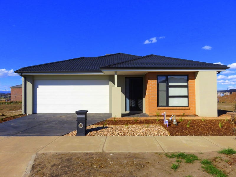13 Retlaw Road, Mickleham, VIC 3064 - realestate.com.au