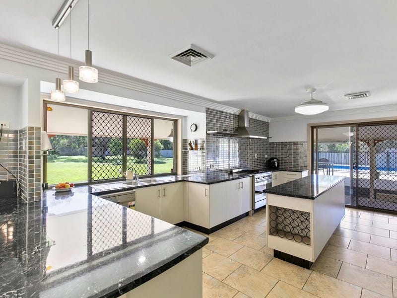 55 Shore Road East, Urangan, Qld 4655 - Property Details