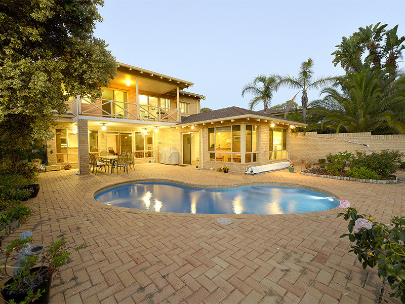 7 Princeville Tor, Connolly, WA 6027 - Property Details