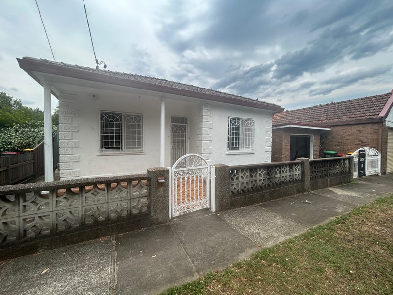 3 Bedroom Houses for Rent in Croydon, NSW 2132 (+1 location ...